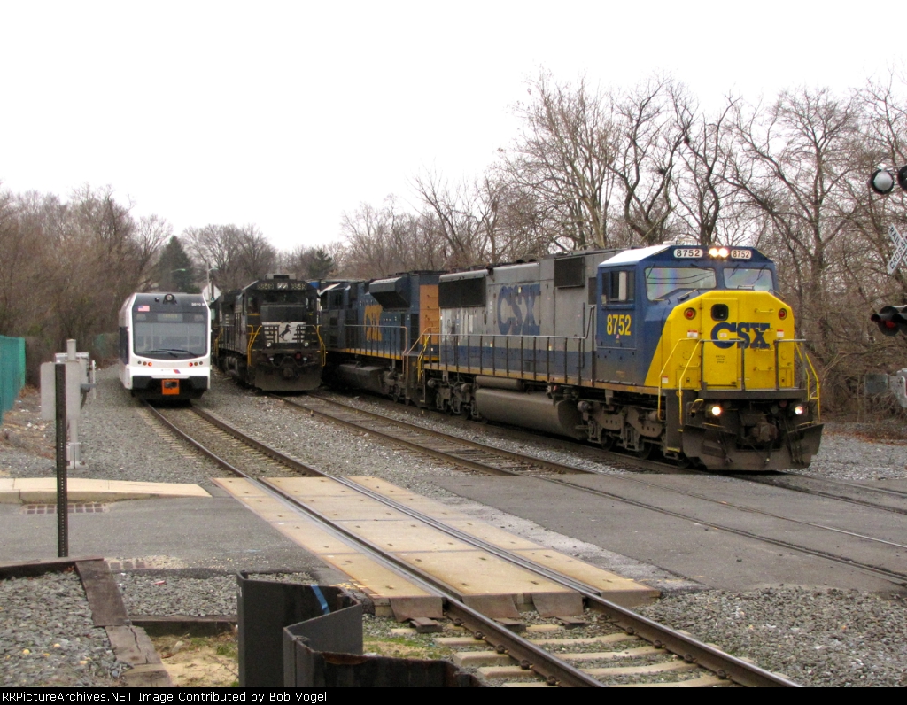 NJT 3508, NS 8849, CSX 8752